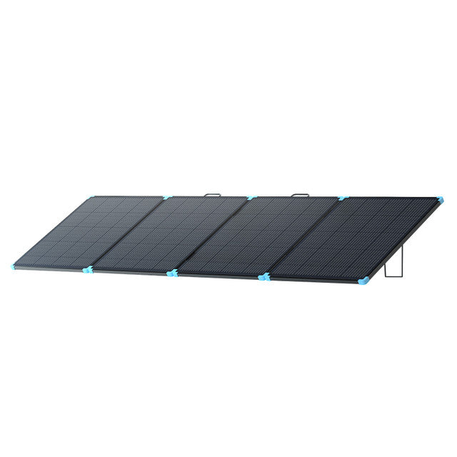 Renogy 220W Lightweight Portable Solar Suitcase — Ironclad Sentry